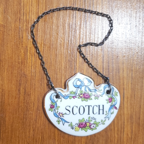 Crown | Accents | Vintage Decanter Label Tag Scotch Crown Bone China ...